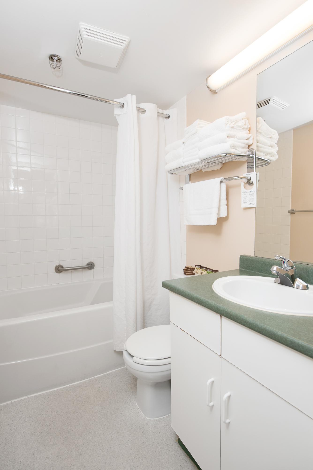 Double Rooms | YWCA Hotel Vancouver